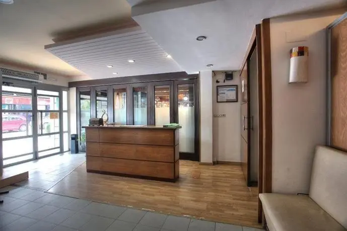 Hotel Lusitano Lobios ofrece alojamiento económico en Lobios